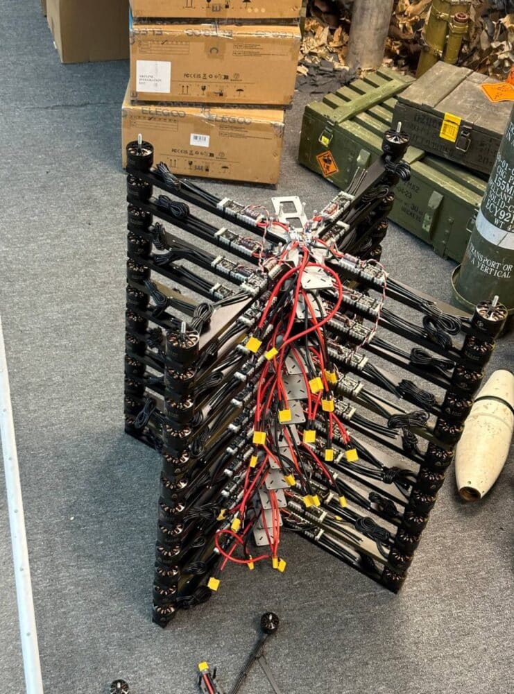 Queen Hornet: Ukraine's New FPV Bomber Drone Dominating The Battlefield