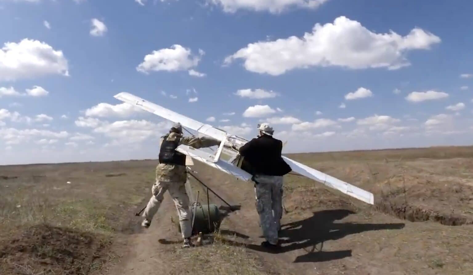 Ukrainian Drone Attacks Disrupt Moscow Airspace, Highlight Escalating ...