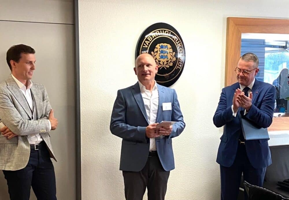 Drone Pioneer Romeo Durscher Awarded Golden Medal By Estonian Chamber ...