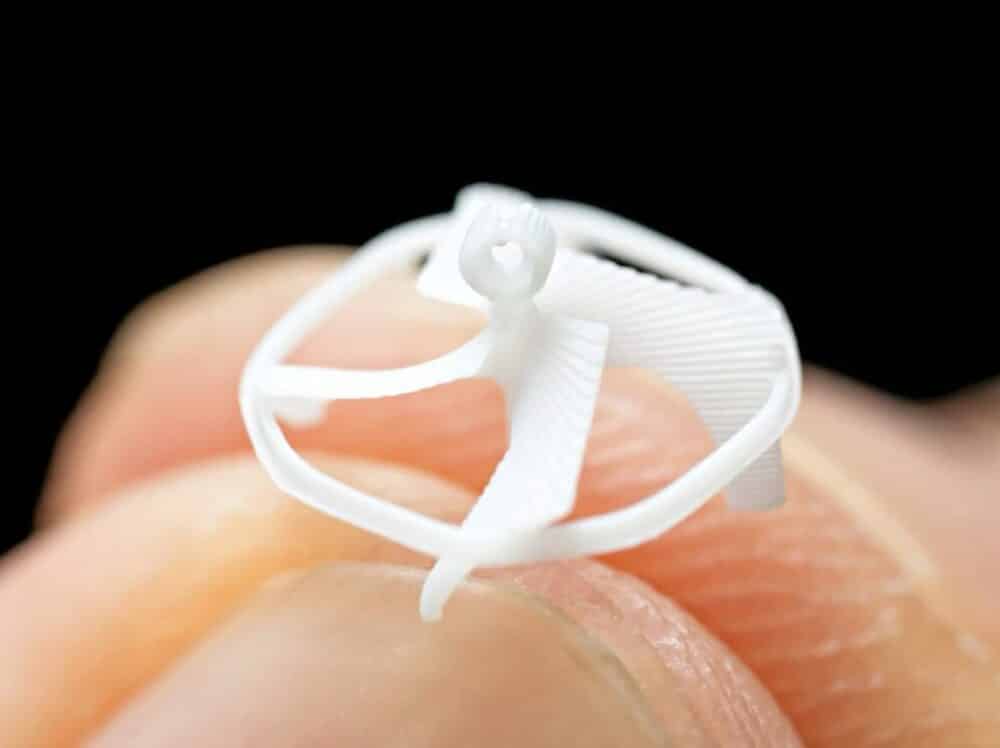 UC Berkeley Creates World's Smallest Battery-Free Drone That Flies ...