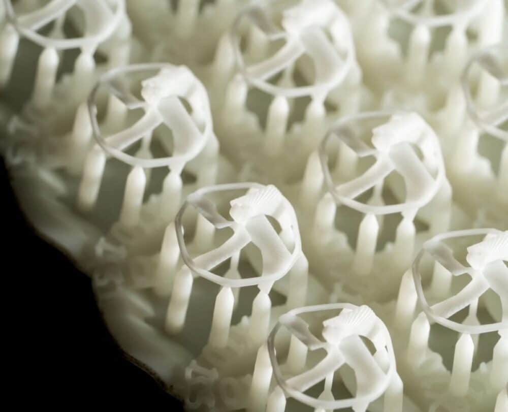 UC Berkeley Creates World's Smallest Battery-Free Drone That Flies ...