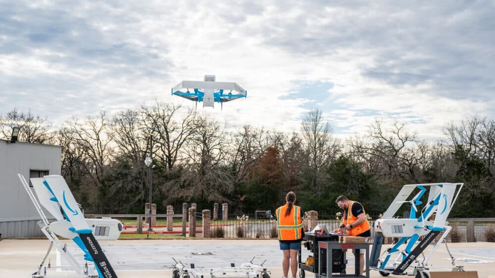 Amazon’s 60-Minute Drone Delivery: Fast, Futuristic