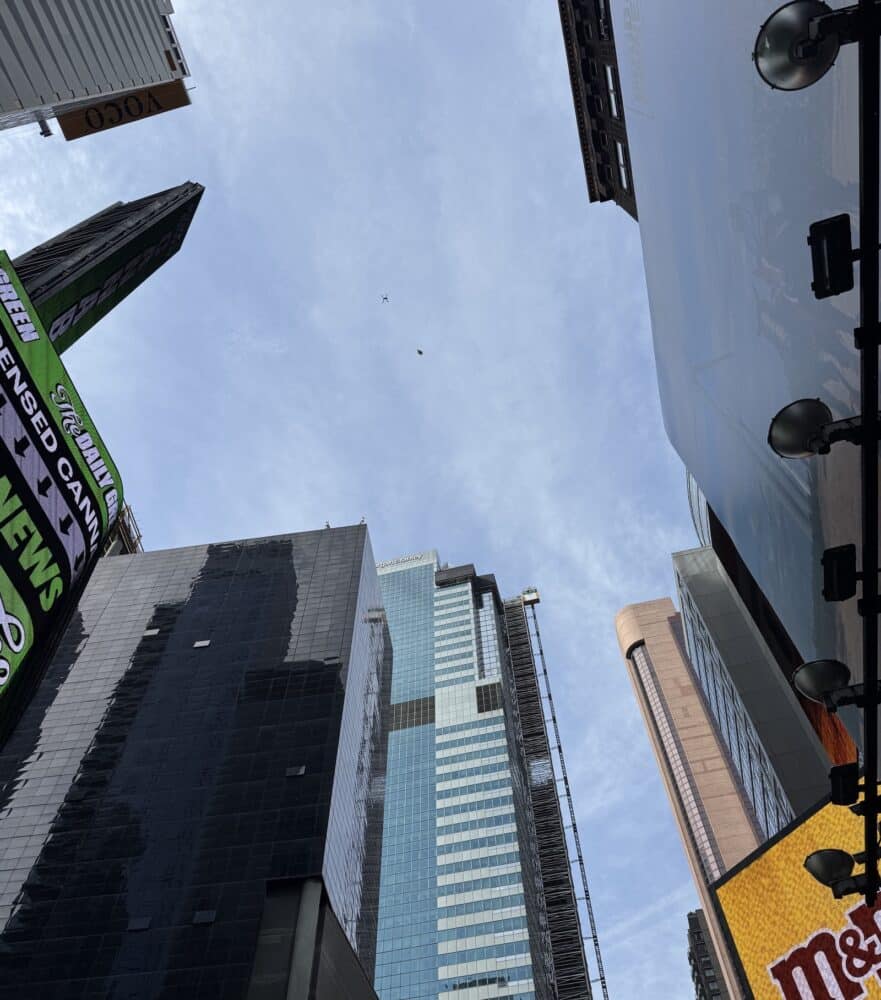 No Kings, No Parachutes, No Problem?! NYPD Flies Skydio Drones Directly ...