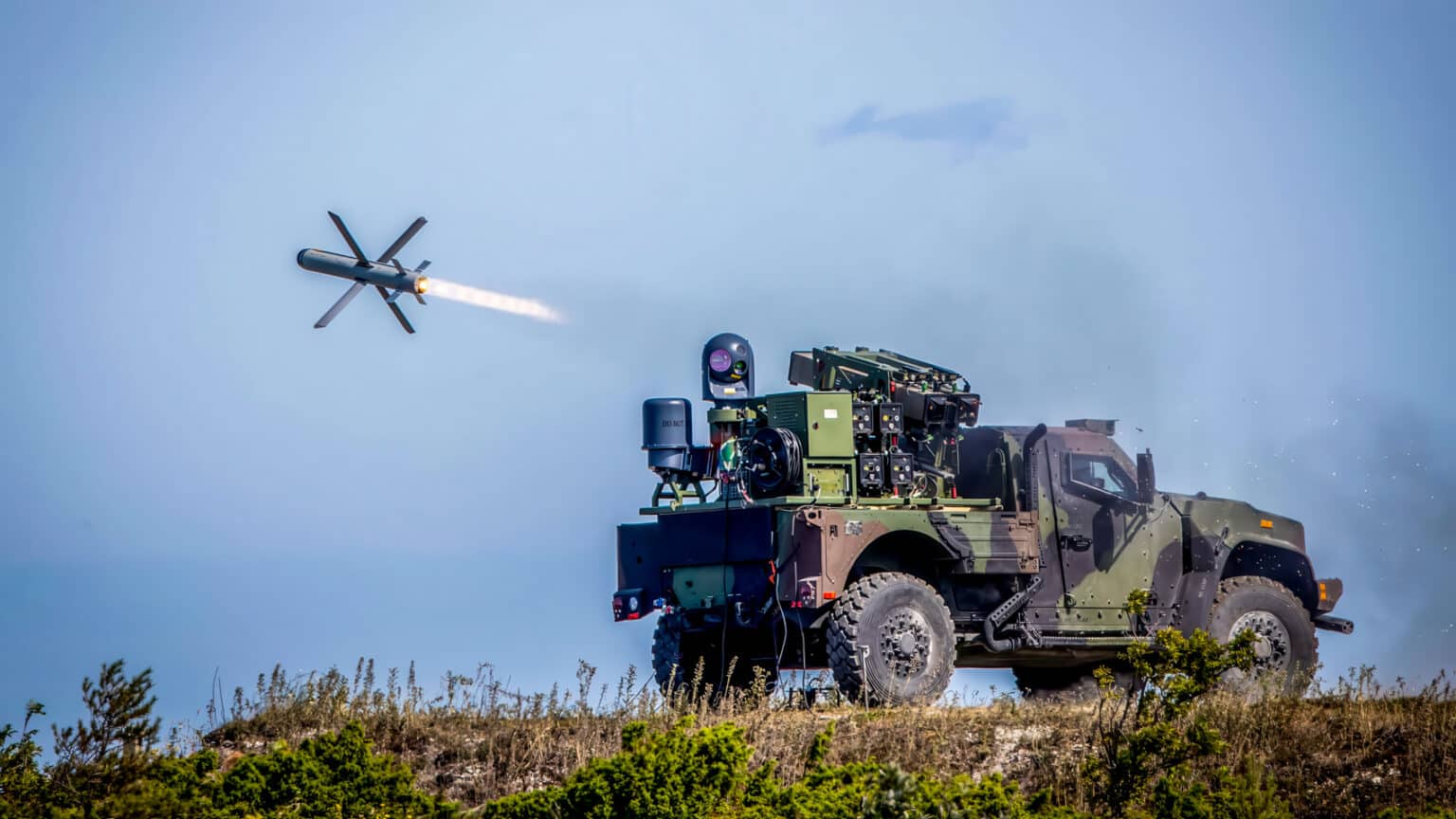 Oppenheimer's $400 Billion Drone Market Forecast Bets Big On Defense ...