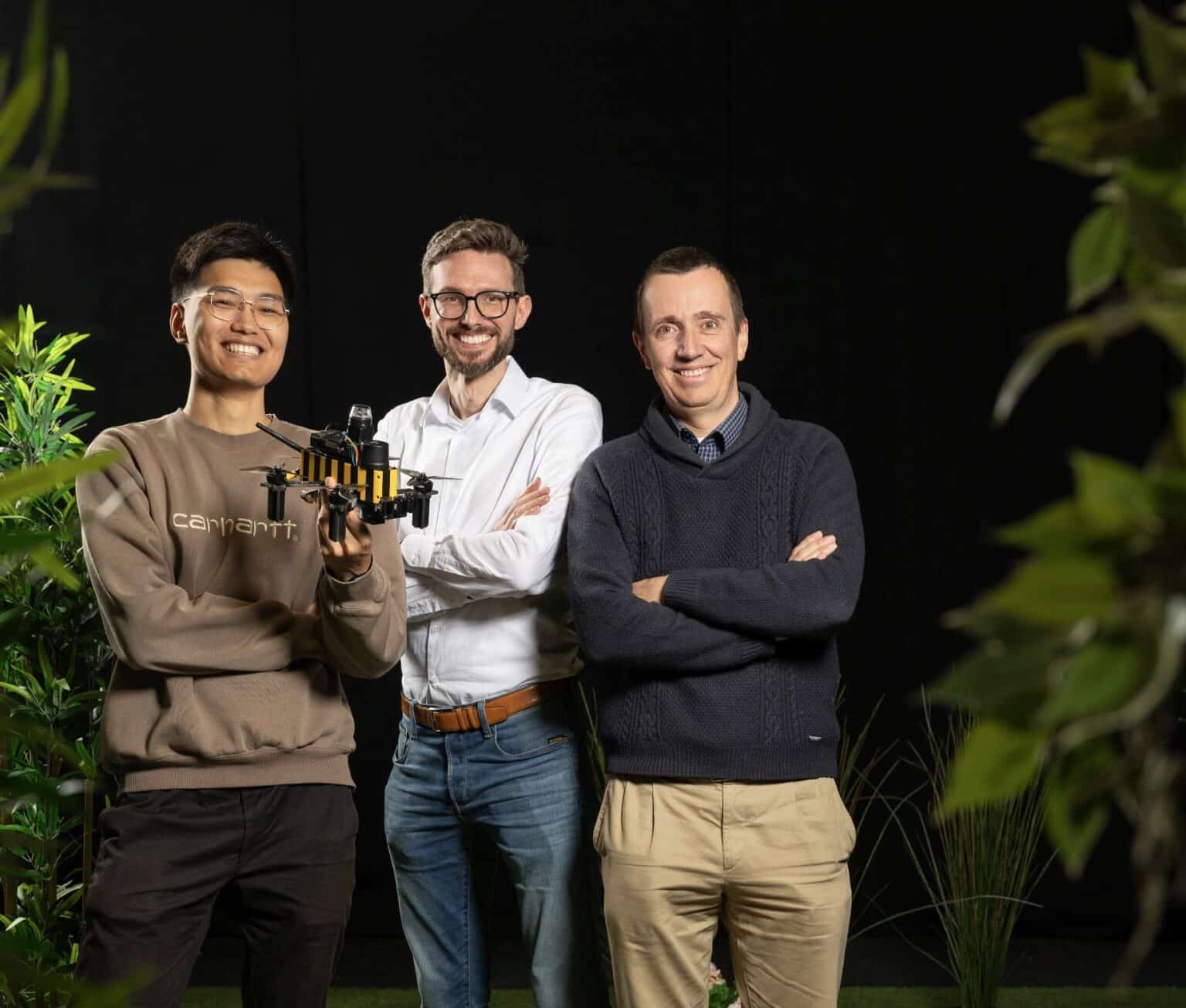 TU Delft Drone Flies 600 Meters Home On 42 Kilobytes By Copying A Honeybee